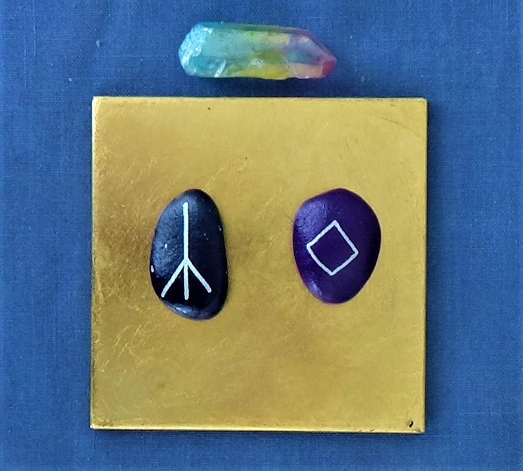 Reflections in the runes May 2022 – True Tarot Tales